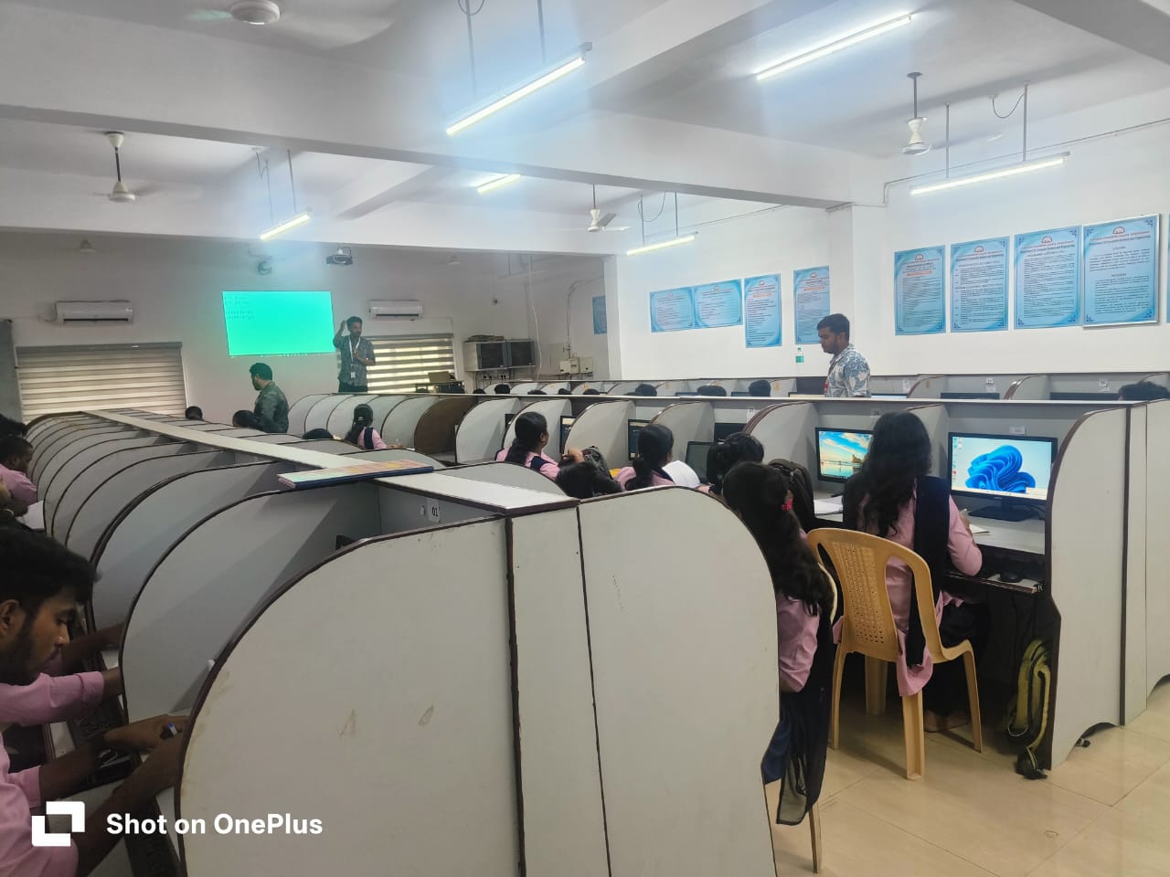 LEARNING HUB - Training Institute